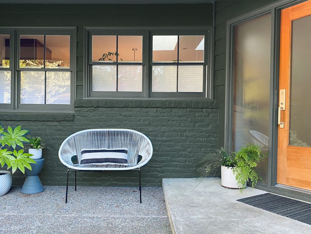 The Best Exterior Colors for Outdoor Living