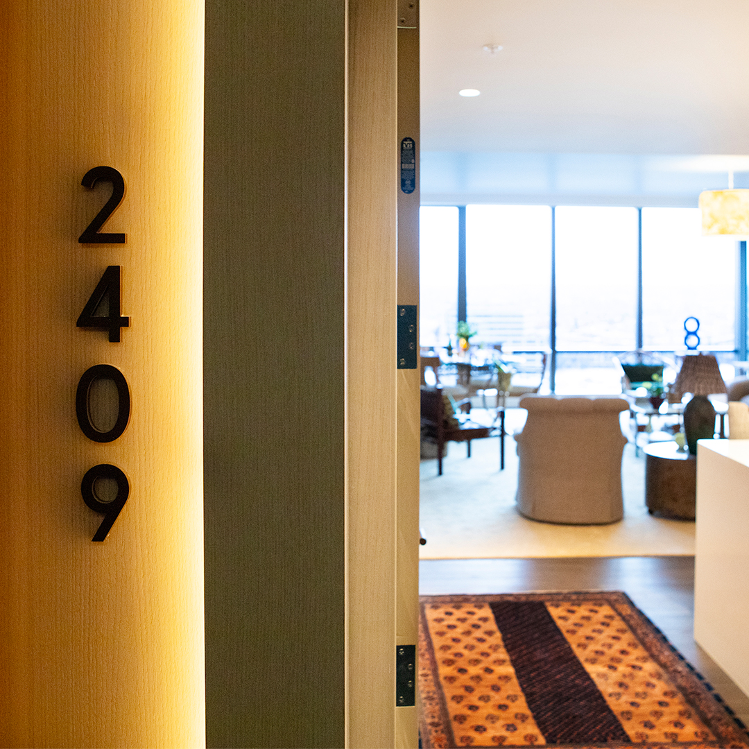 COLOR TOUR: The Ritz-Carlton Residences Portland with Cielo Home