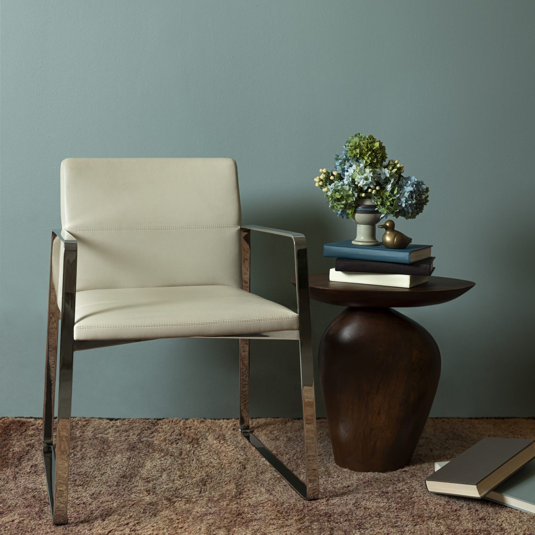 2025 Color of the Year: Dried Hydrangea | R074